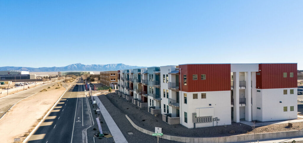 Encanto at Mesa Del Sol – Pavilion Construction
