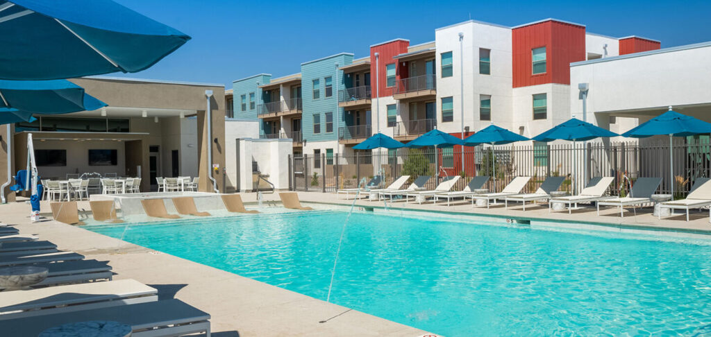Encanto at Mesa Del Sol – Pavilion Construction